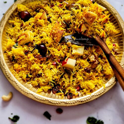 Kashmiri Fruit and Nut Pulao in Instant Pot - Cakeworkorange