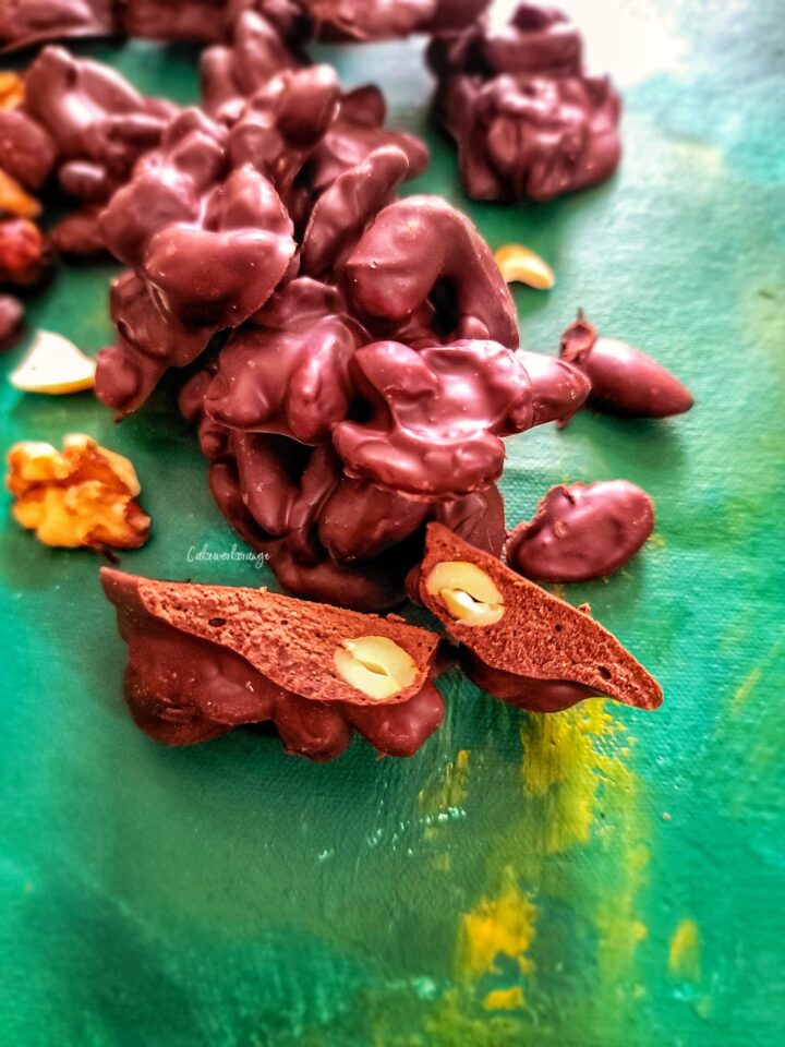 3 Ingredient Mixed Nut Chocolate Clusters Recipe - Cakeworkorange